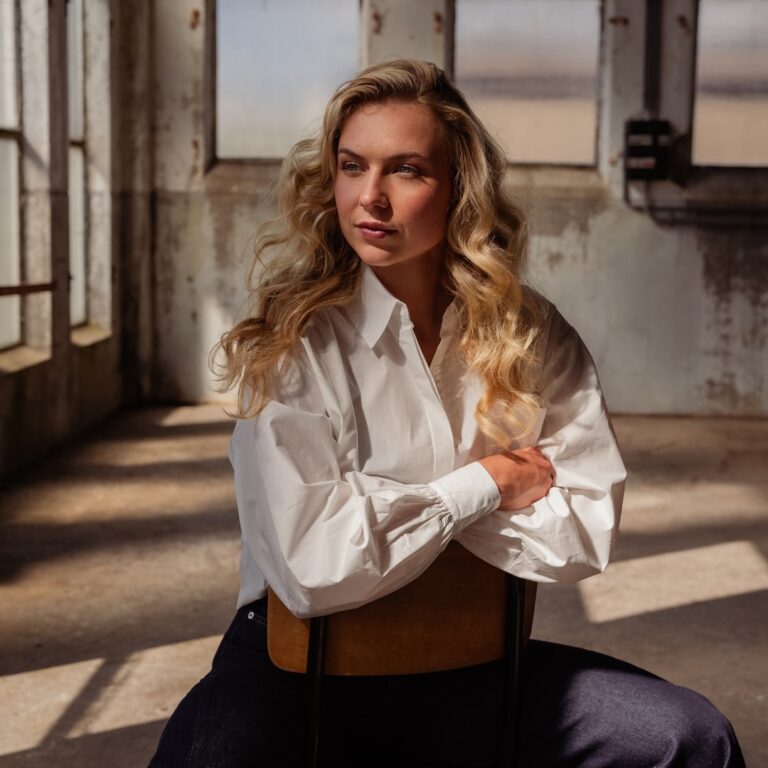 Joy Beune sorprende al mundo con su aparición en Playboy y rompe récords